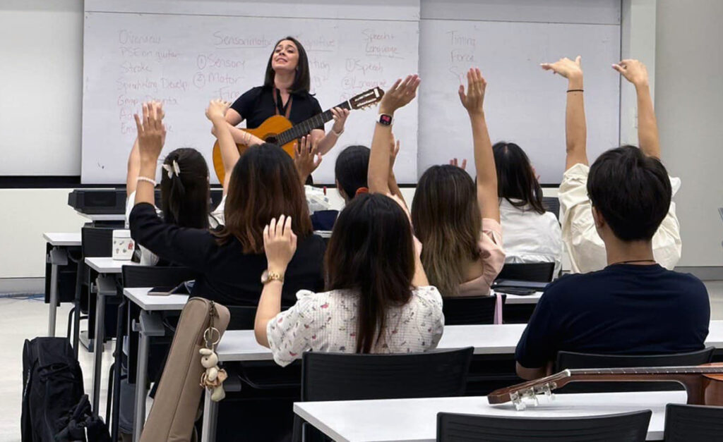 Music therapy students build connections across cultures - FGCU 360