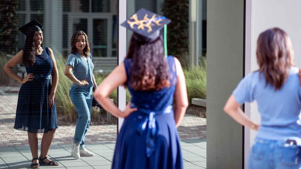 7b. Fabiana demonstrates a pose to Delinah - photo by Jessica Piland ...